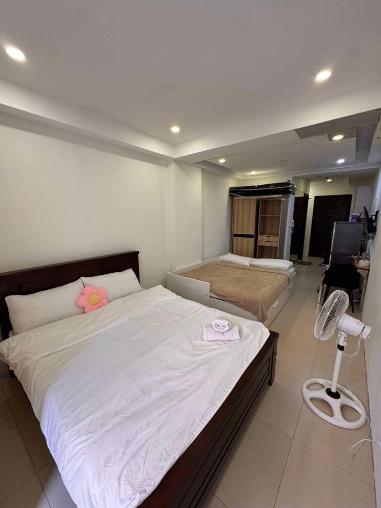 NC 1BR Megatower Condo. 1 minute walk to Session Road, Burnham Park, SM ...